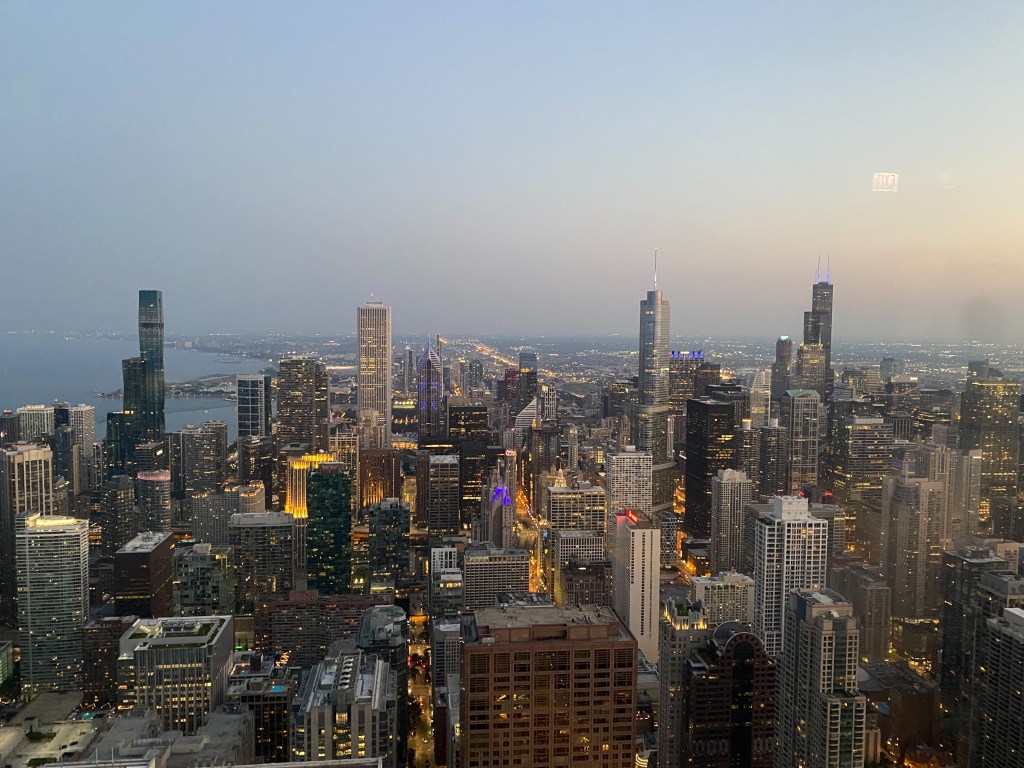 The Best Ways to Experience the Chicago Skyline - The Royal Tour
