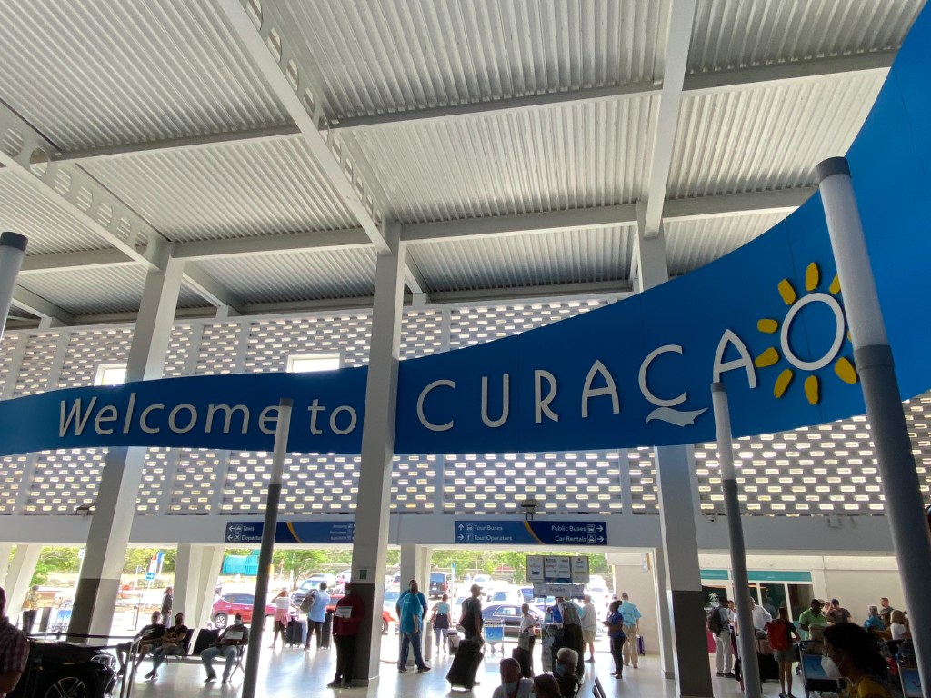 The Ultimate Guide to Curacao! - The Royal Tour